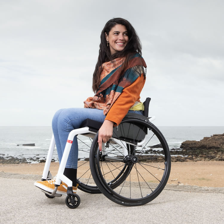 Upplev våra rullstolar från Küschall - Invacare Sweden