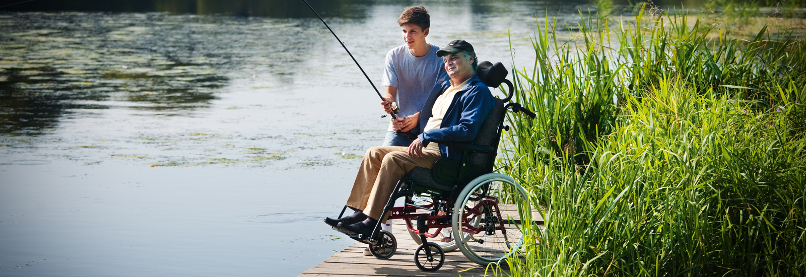 Rea Azalea Tall komfortrullstol - Invacare Sweden